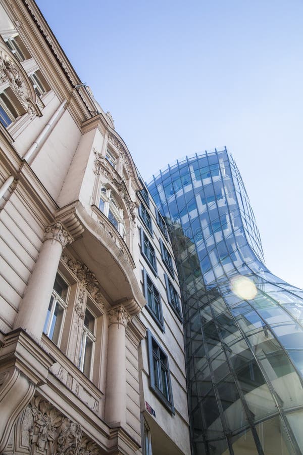 Dancing house editorial photography. Image of building - 132914547