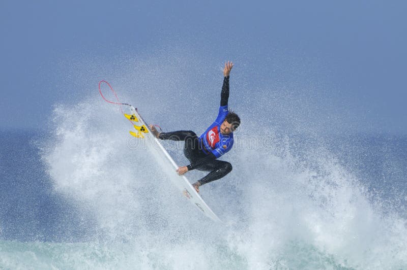 Dane Reynolds editorial stock image. Image of open, covered - 21510924