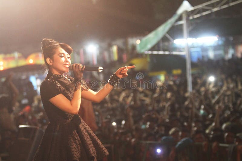 Dangdut fotografia stock editoriale. Immagine di centrale - 35503363