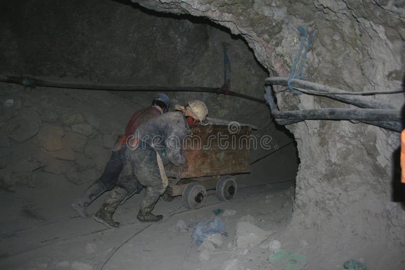 Dangerous mines sign stock image. Image of caution, deterrent - 5625739