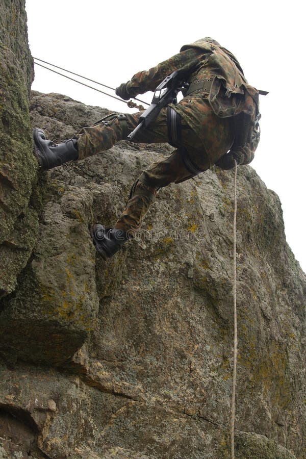 7+ Soldier climbing down mountain Free Stock Photos - StockFreeImages