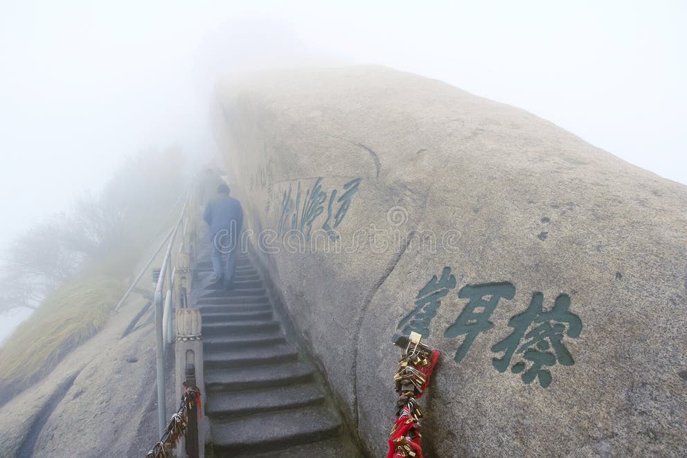 Dangerous way editorial photo. Image of iron, stone, huashan - 22243151