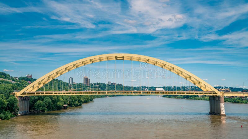 Daniel Carter Beard Bridge stock photo. Image of shores - 325568768