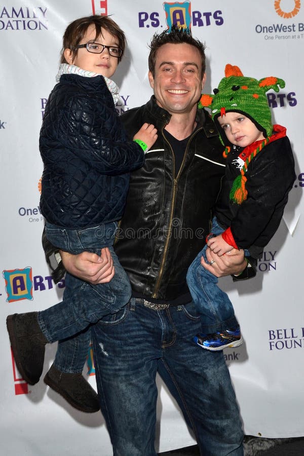 Daniel Goddard editorial photography. Image of hanger - 22171522