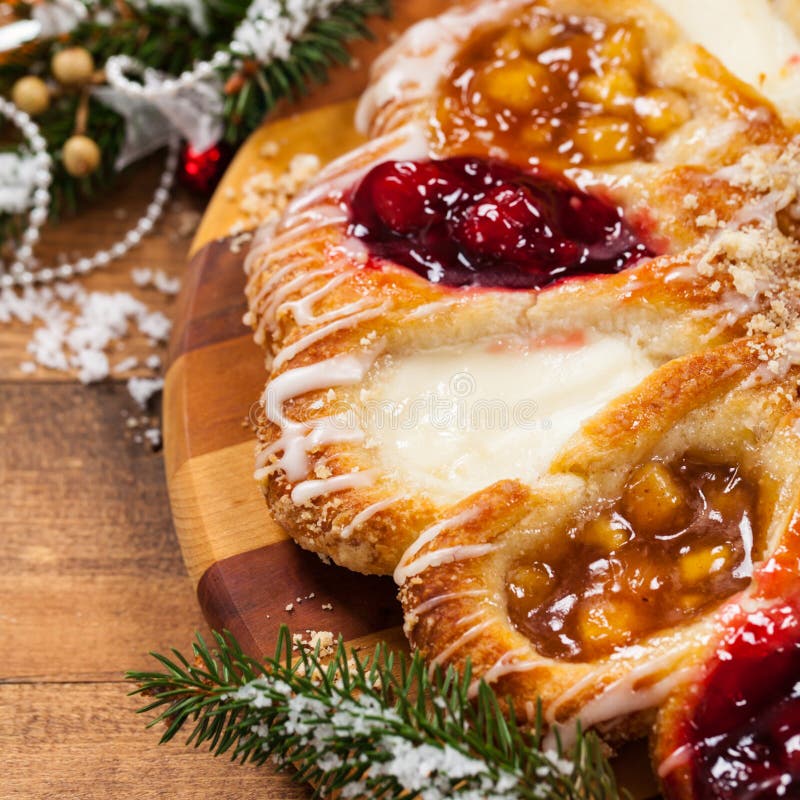 Danish Pastry Ring stock image. Image of baked, icing - 81281833