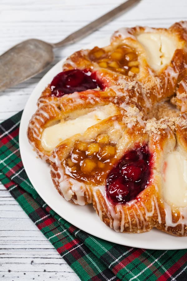 Danish Pastry Ring stock image. Image of fresh, bread - 81283173