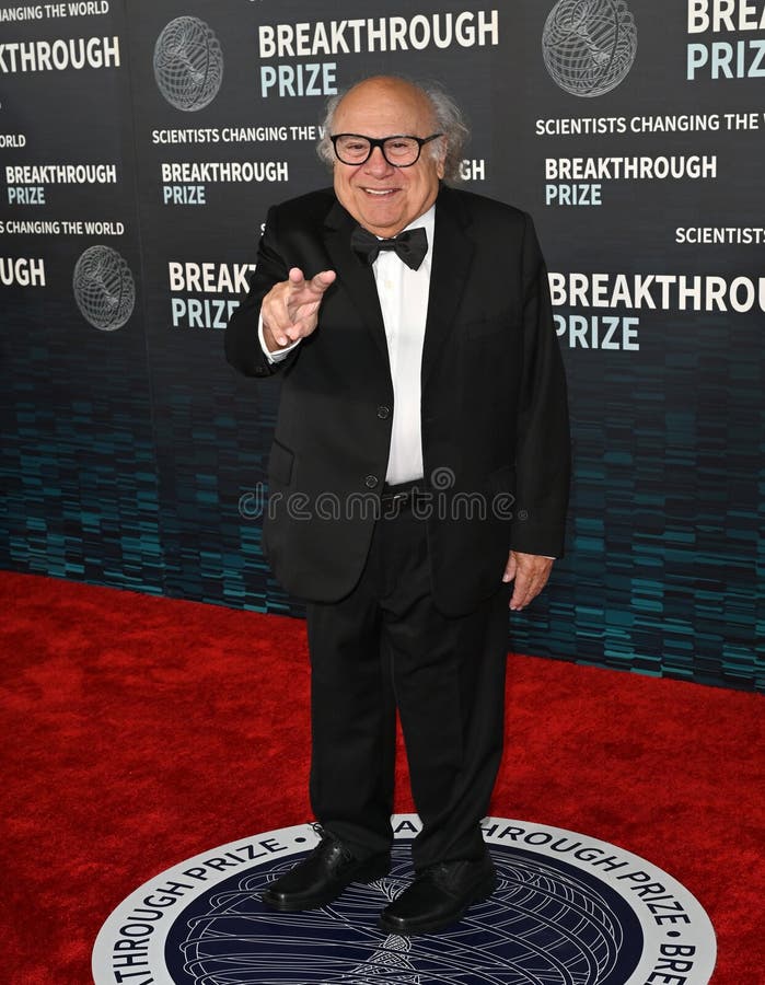 Danny DeVito & Lucy DeVito Editorial Stock Image - Image of danny ...