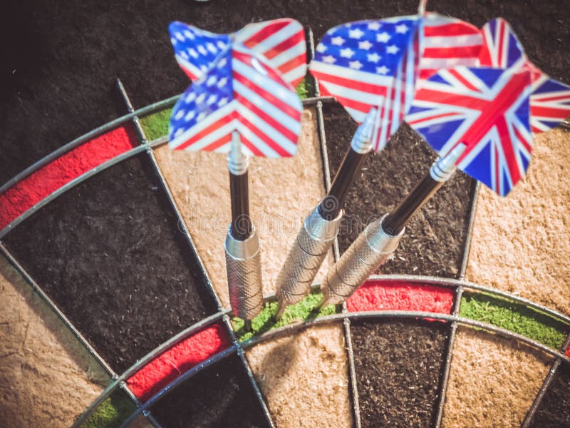 Darde le jeu image stock. Image du lancer, pointu, gibier - 57904155