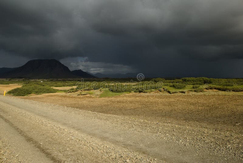 Dark clouds before storm stock image. Image of rain, scenery - 15779717