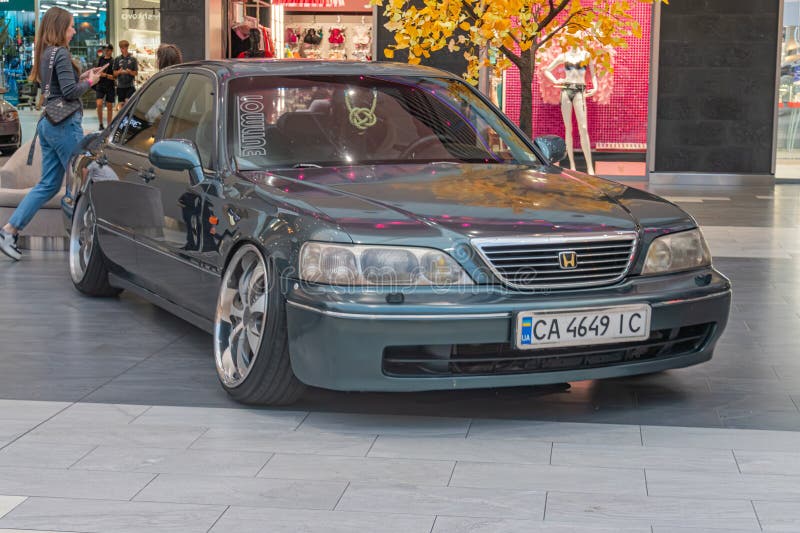 224 Dark Mercedes Sedan Stock Photos - Free & Royalty-Free Stock Photos ...