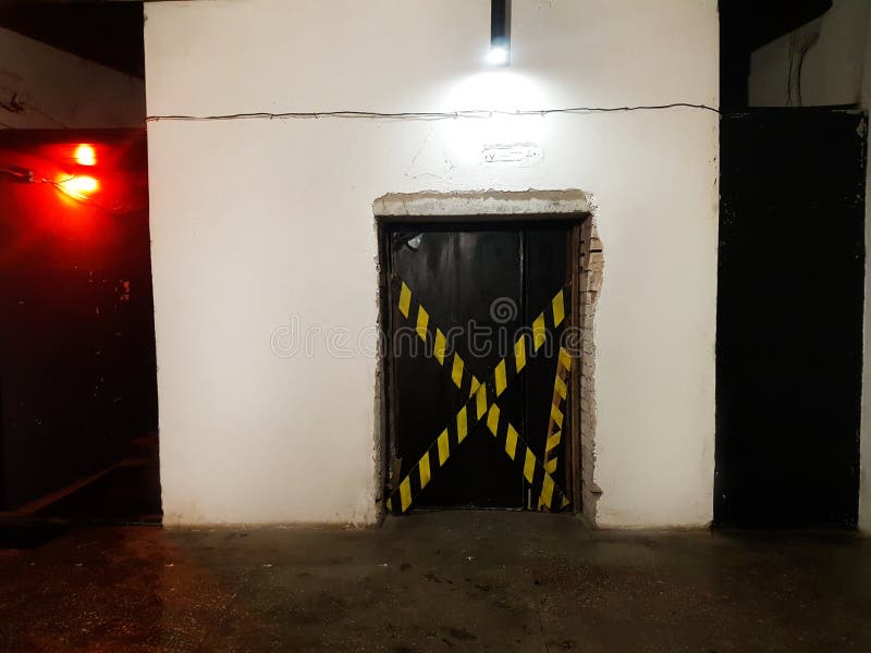 Dark Empty Room in the Underground Style Stock Image - Image of ...