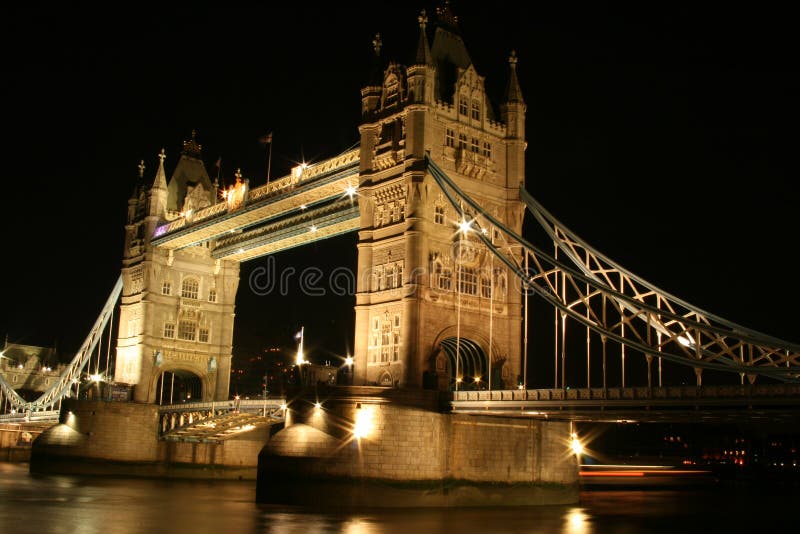 Dark Nigth Tower Bridge stock photo. Image of night, famous - 2950884
