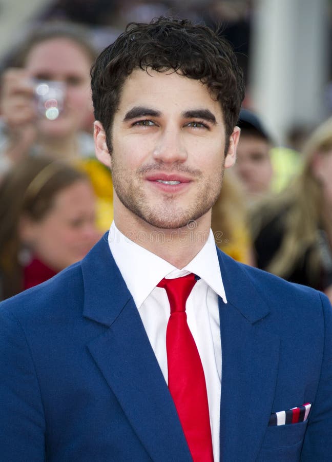 Darren Criss editorial stock photo. Image of trafalgar - 26290133