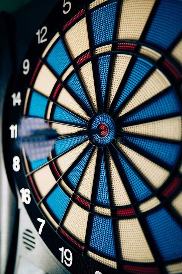 Dart Hitting the Center Bull`s Eye Stock Photo - Image of dart, leisure ... Dart Hitting the Center Bull`s Eye Stock Photo - Image of dart, leisure ...