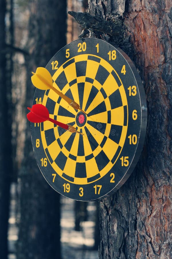 Dartboard Darts Tree Stock Photos - Free & Royalty-Free Stock Photos ...