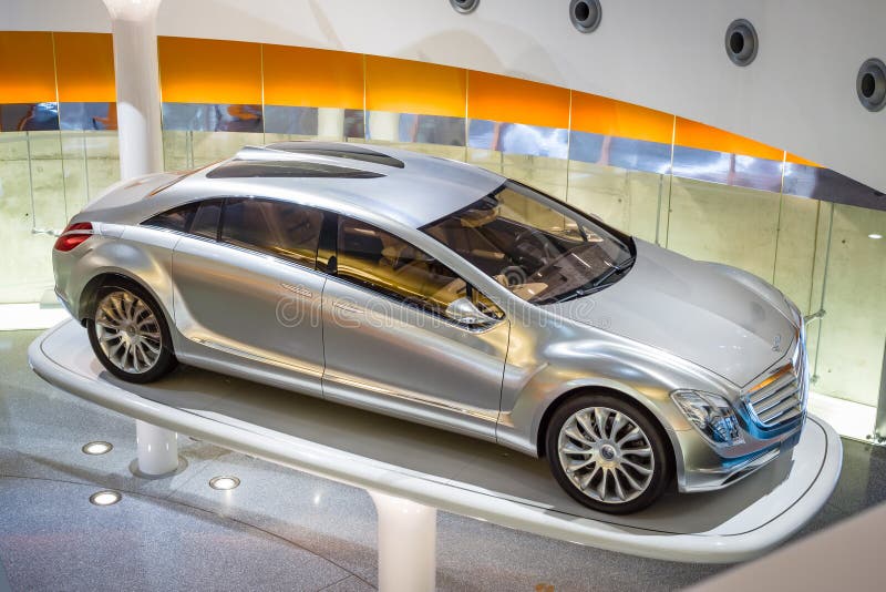Das Konzeptauto Mercedes-Benz F700, 2007 Redaktionelles Stockbild ...