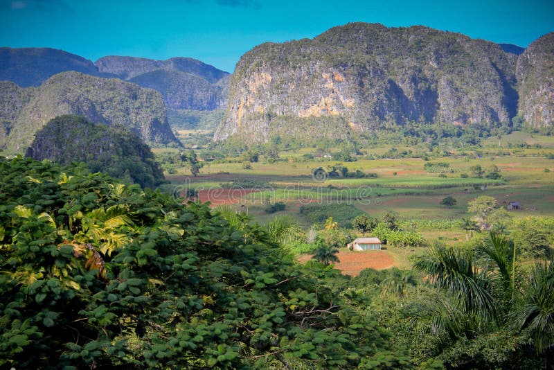 Das Tal Von Vinales In Kuba Stockbild - Bild von kuba, vinales: 21862815