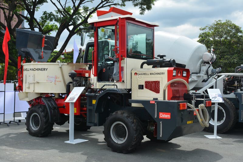 Daswell Self Loading Pan Mixer at Philconstruct in Pasay, Philippines ...