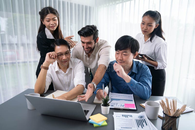 Data Analysts Team of Office Worker Collaborate on Bi Dashboard ...