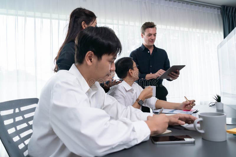 Data Analysts Team of Office Worker Collaborate on Bi Dashboard ...