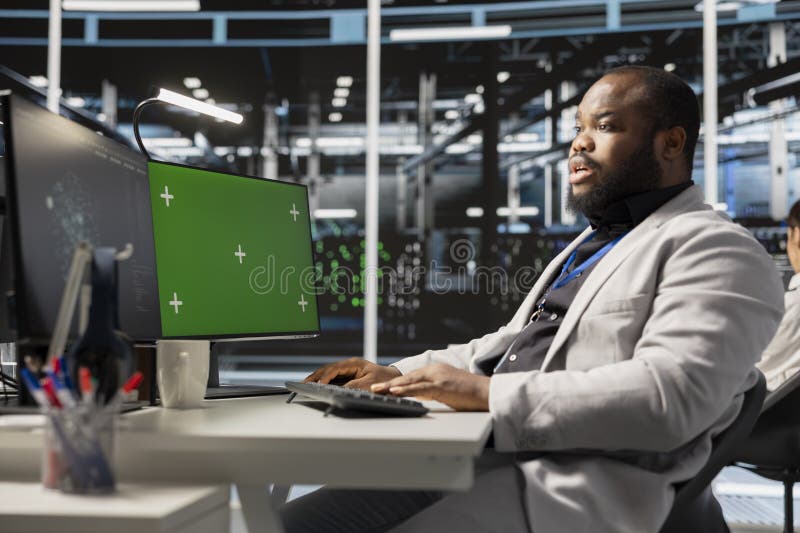 137 Technician Using Mockup Computer Data Center Stock Photos - Free ...