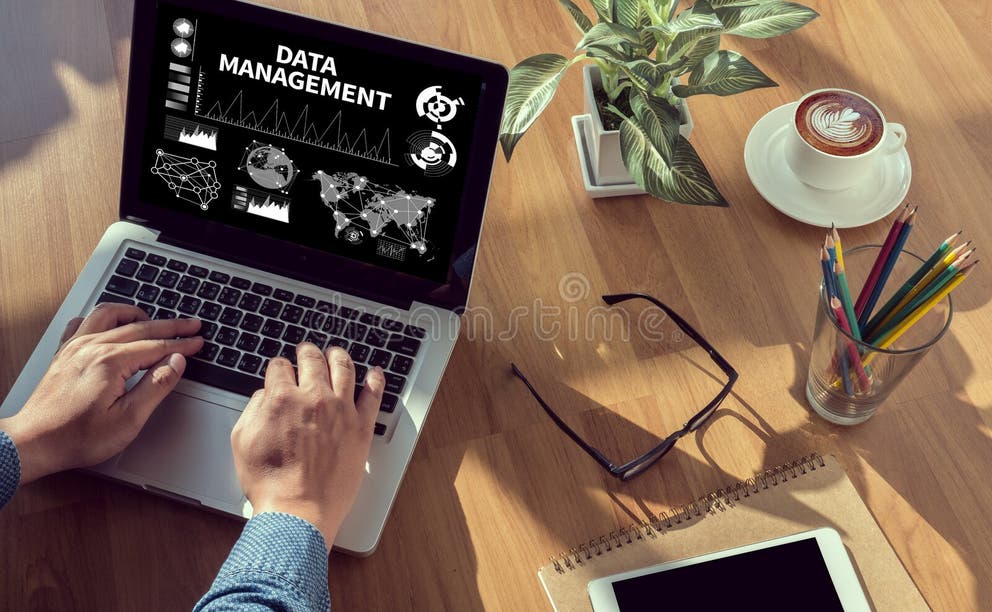 DATA MANAGEMENT File Database Cloud Network Stock Image - Image of businessmen, businesswomen ...