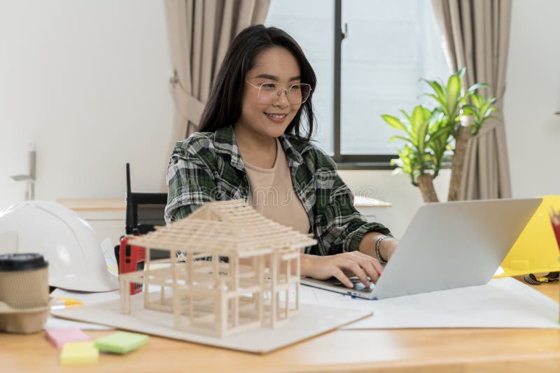 Data Working Tablet Laptop Architect Explaining Project Plan Clients ...