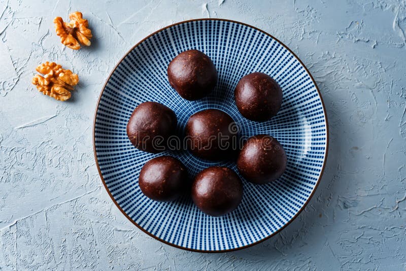 Dates Walnuts Chocolate Raw Balls Stock Image - Image of slice, healthy ...