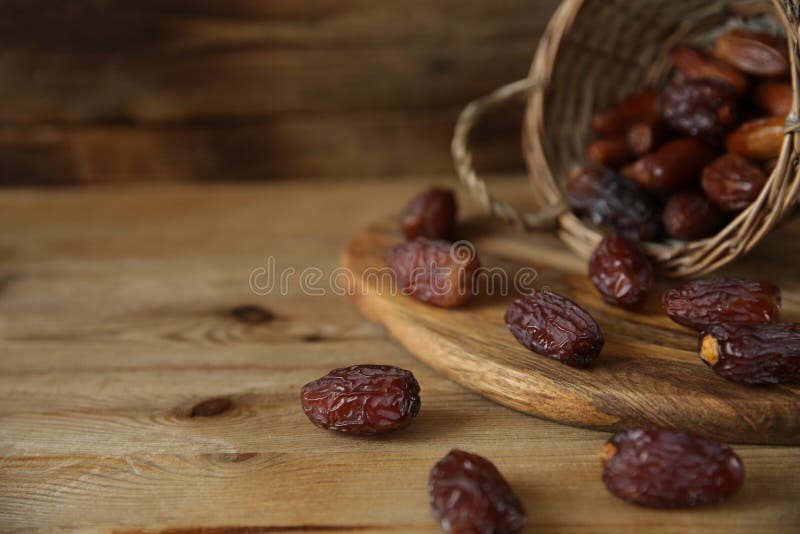 Dates in basket stock photo. Image of dactytifera, eastern - 22755522