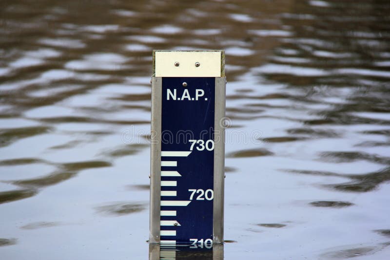 Amsterdams Normae Peil Nap O Medidor De Profundidad Del Nivel De Agua ...