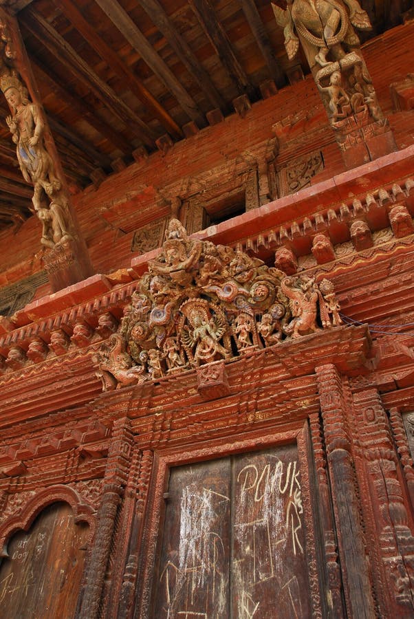 A daubed temple door editorial photography. Image of indian - 29610797