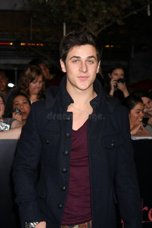 David Henrie editorial stock image. Image of world, live - 22231074