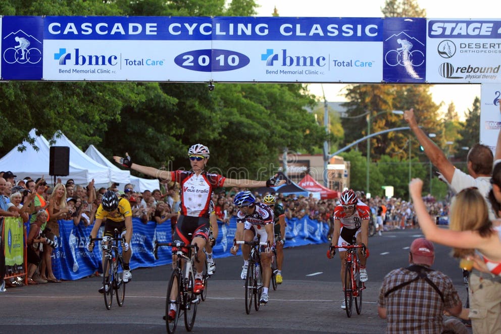 David Tanner Taking the Crit Stage Win Editorial Photography - Image of ...