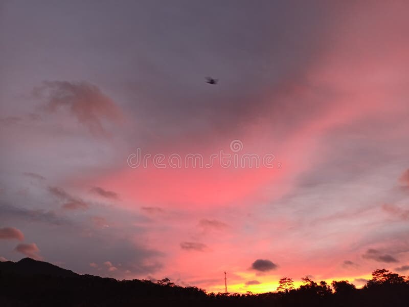 The Dawn Rises from the Eastern Horizon Stock Photo - Image of dawn ...