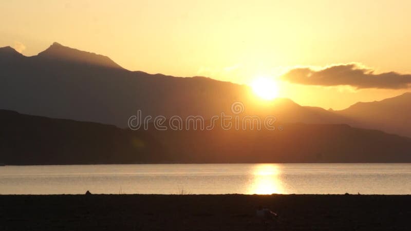 Lake Manasarovar (Mapam Yumco) at the Sunset, Tibet Stock Photo - Image ...