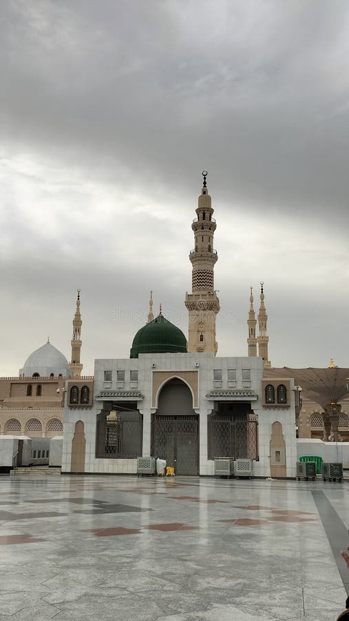Day Light Holy Shrine of Prophet Muhammad Madina Stock Image - Image of ...