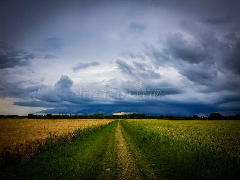 Day of thunder stock photo. Image of thunder, landscapes - 124695924