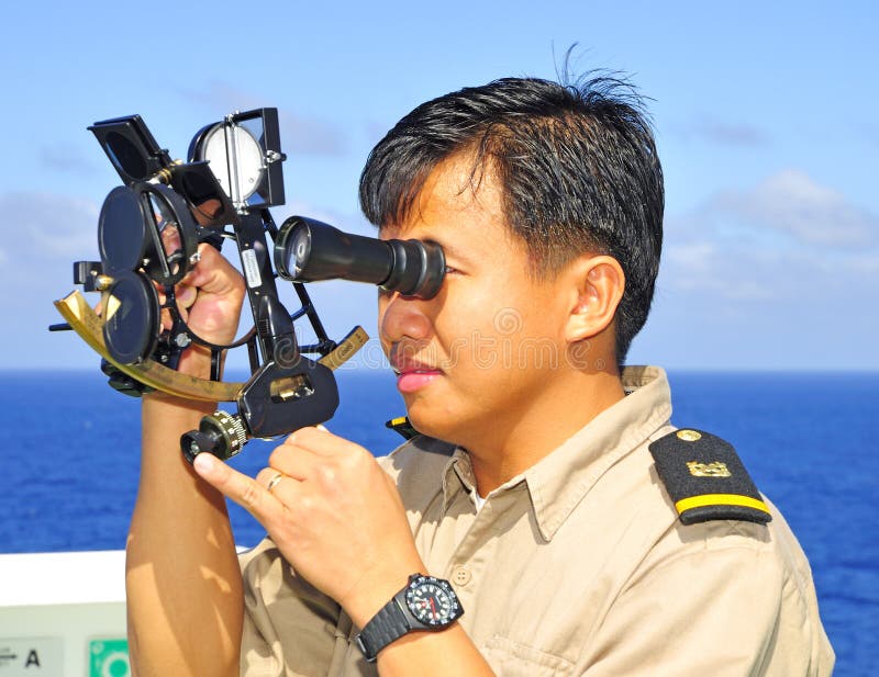 De Ambtenaar Van De Navigatie Stock Foto - Image of zeeman, apparaten ...