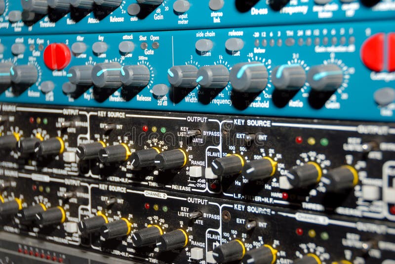 De Apparatuur Van De Correcte Opname (de Apparatuur Van Media) Stock ...