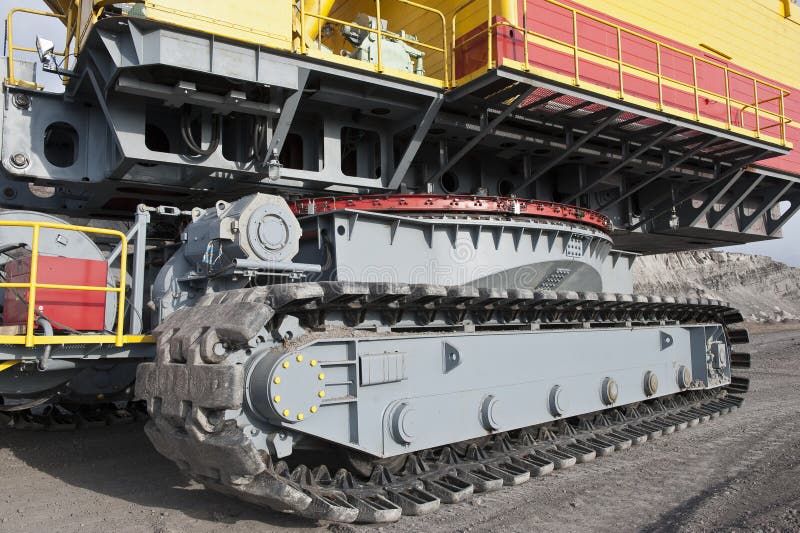 De baggermachine stock foto. Image of berg, open, zeilen - 22293526