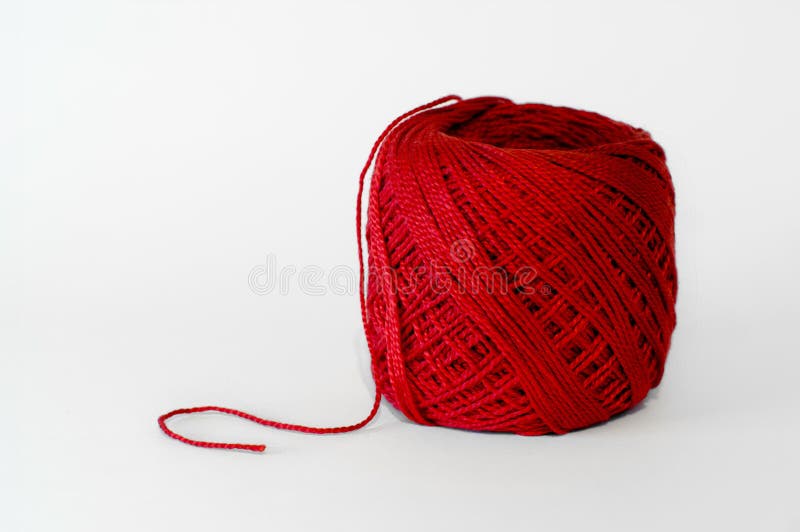 De bal van de rode draad stock foto. Image of patroon - 48201618