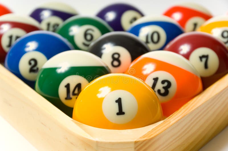 De ballen van de pool stock foto. Image of activiteit - 3056996