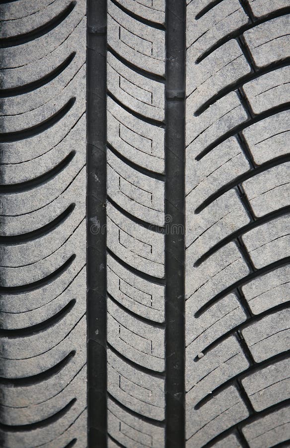 Een autoband stock foto. Image of racen, schik, veiligheid - 12390554