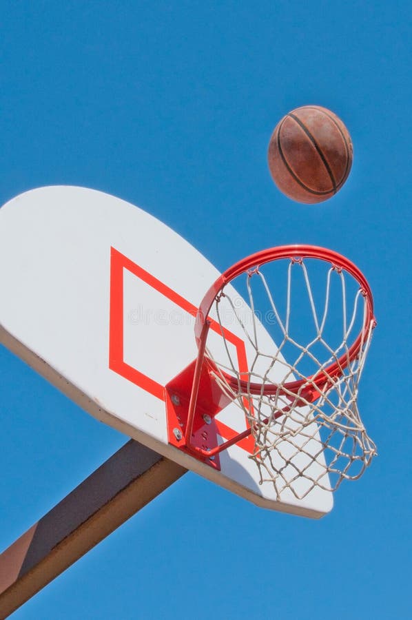 But de Baseketball photo stock. Image du gibier, cercles - 18306854