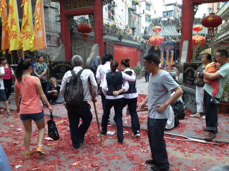 De Bedelaars Die Voor De Tempel Bedelen Redactionele Stock Afbeelding ...