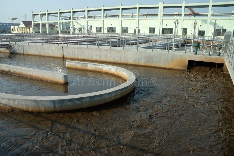 De Behandeling Van Het Afvalwater Stock Afbeelding - Image of opslag ...
