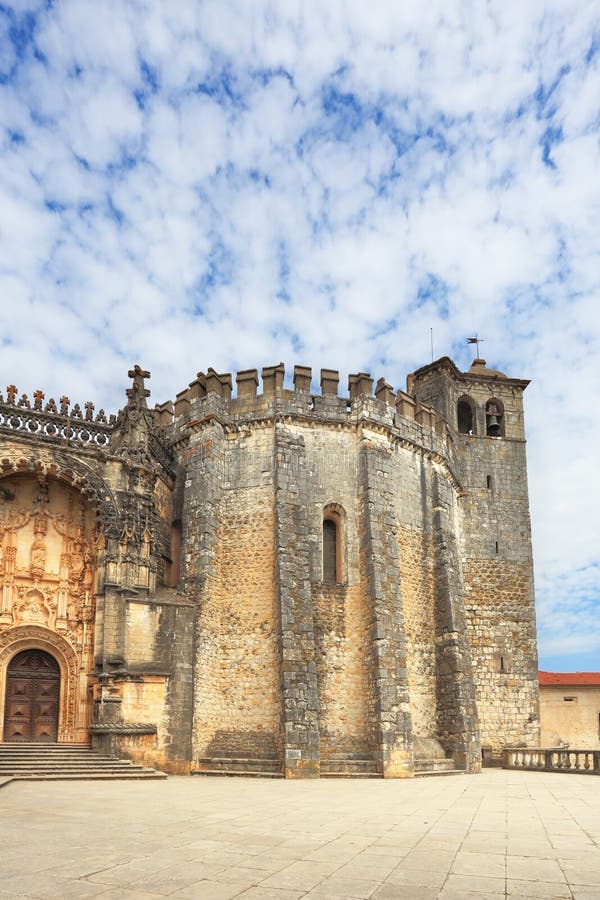 De Belangrijkste Ingang En De Boog Stock Afbeelding - Image of ...