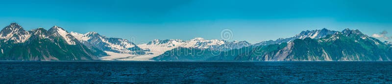 De bergen van Alaska stock foto. Image of mening, landschap - 35257356