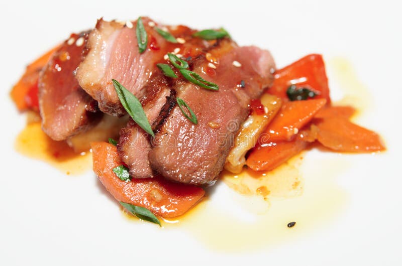 De Borst Van De Eend Met Smakelijke Saus Stock Afbeelding - Image of ...