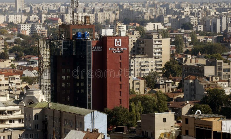 Gebouw Van De Beurs Van Boekarest Redactionele Stock Foto - Image of ...